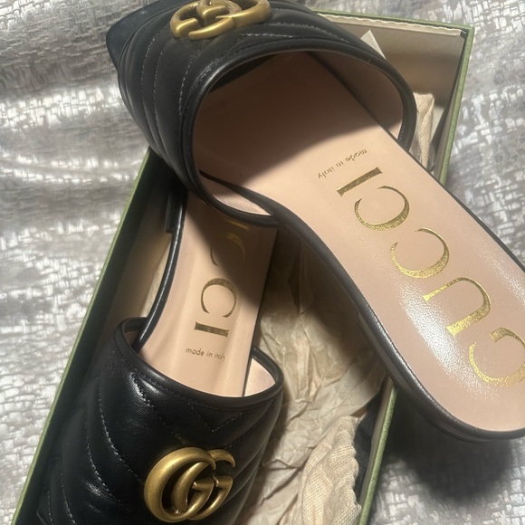 Gucci | Shoes | Authentic Gucci Flats | Poshmark